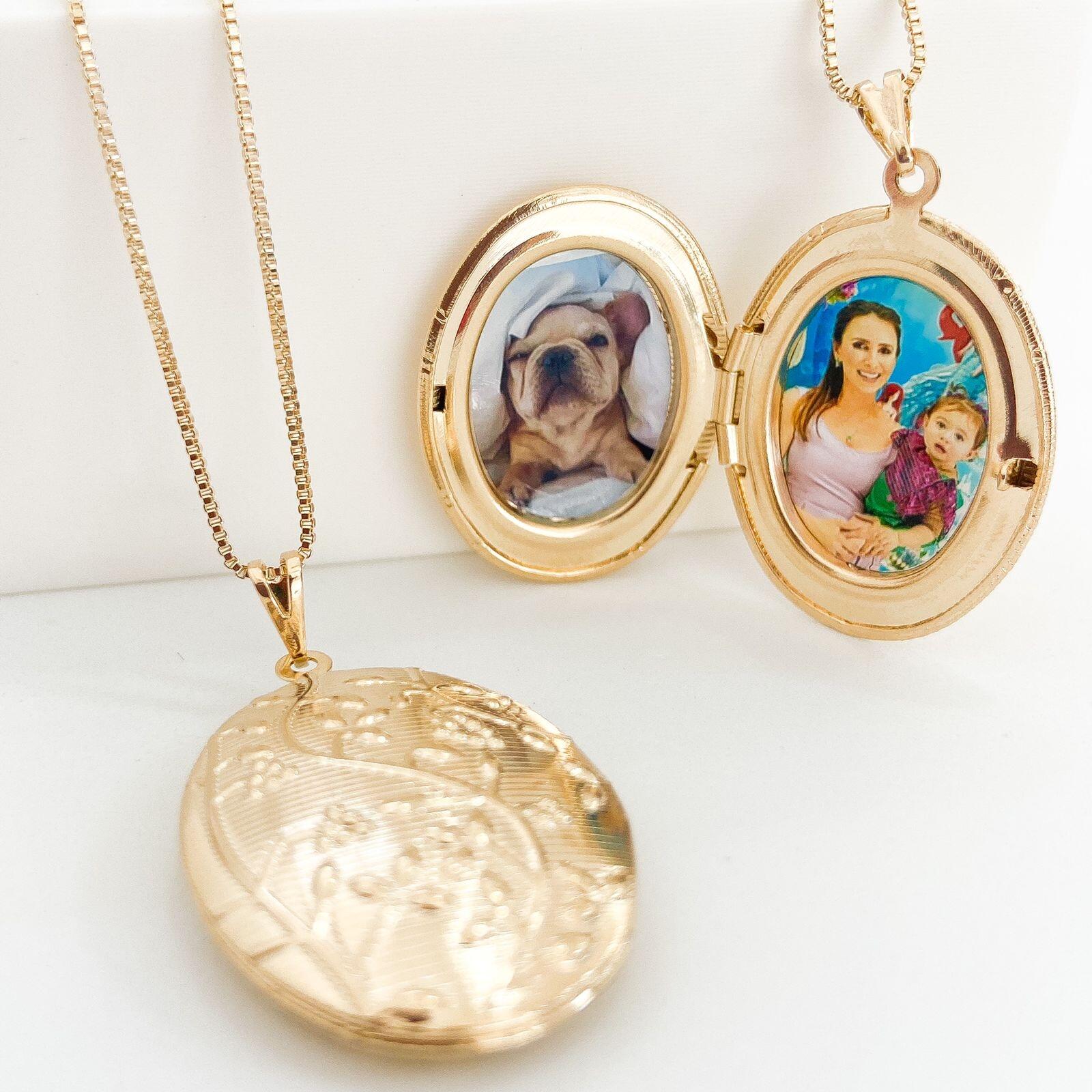 Comprar COLAR RELICÁRIO OVAL FLORES COM 2 FOTOS
