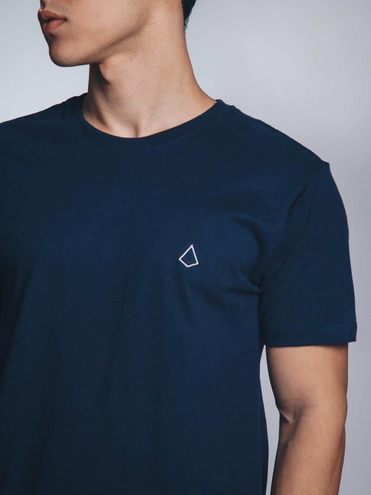 Comprar Camiseta Essentials Navy - R$169,90 - Fella Clothing