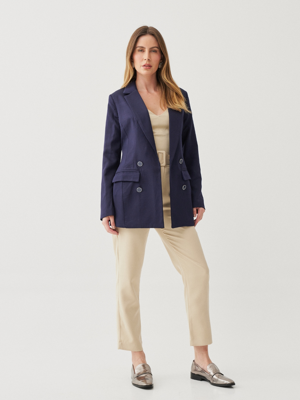 Comprar Blazer Alfaiataria com Botões Resinados e Bolsos Frontais Ellie ...