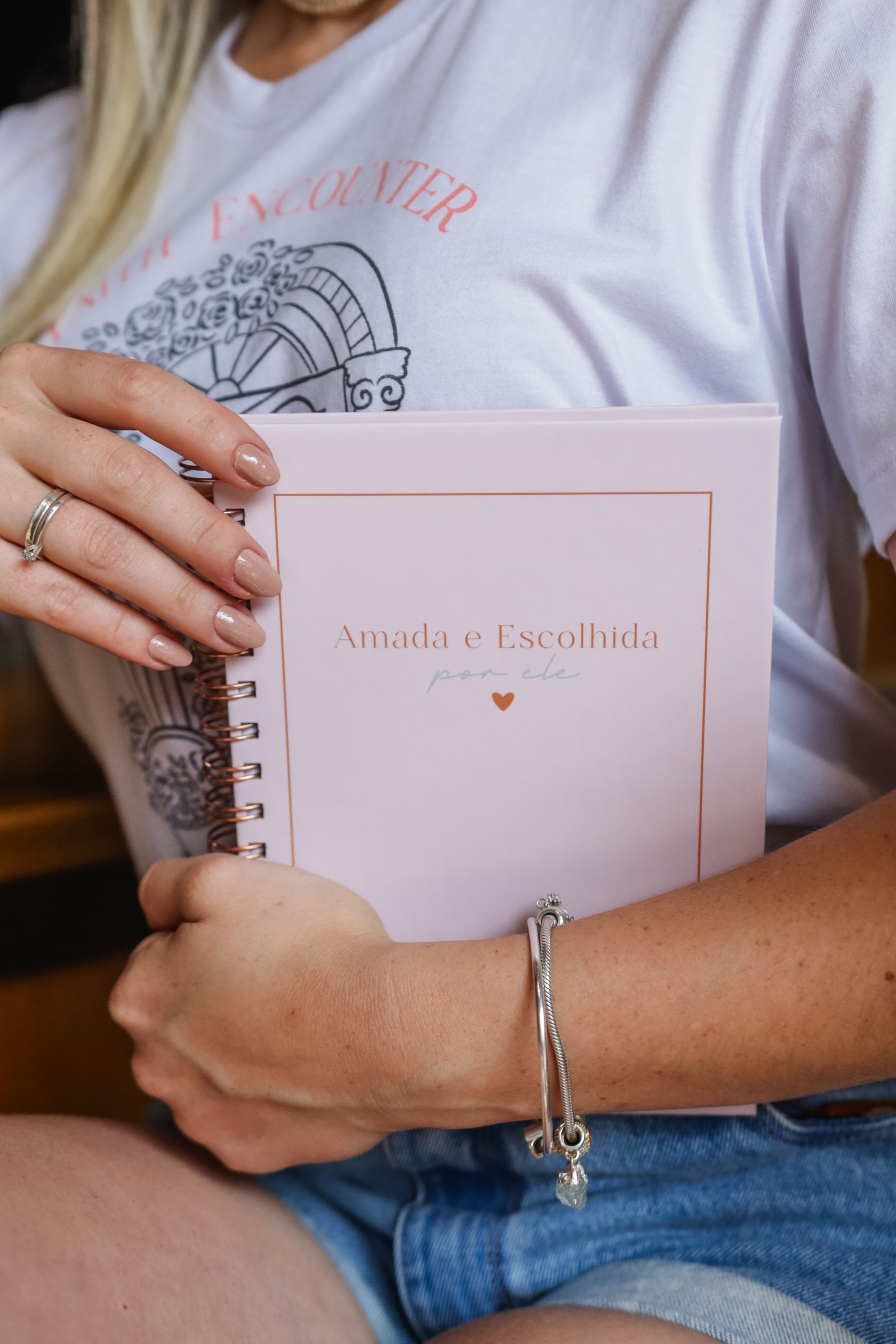 Comprar Caderno - Amada e Escolhida - a partir de R$55,71 - Mensageira Girl | Produtos para a ...