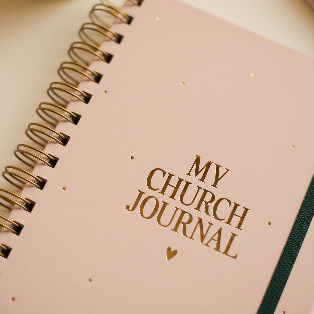 Comprar My Church Journal Rosinha - a partir de R$62,95