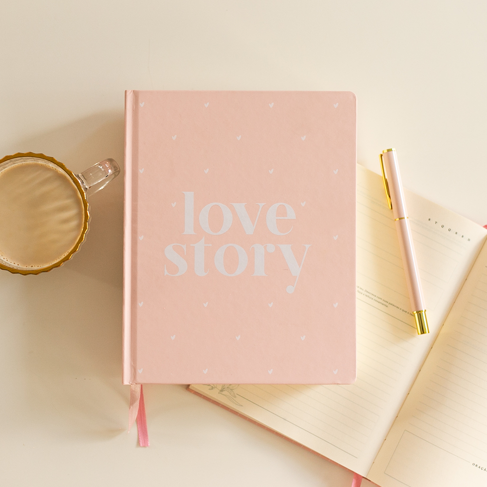 Comprar Bíblia NVI Love Story | Rosinha | Letra Grande - a partir de R ...