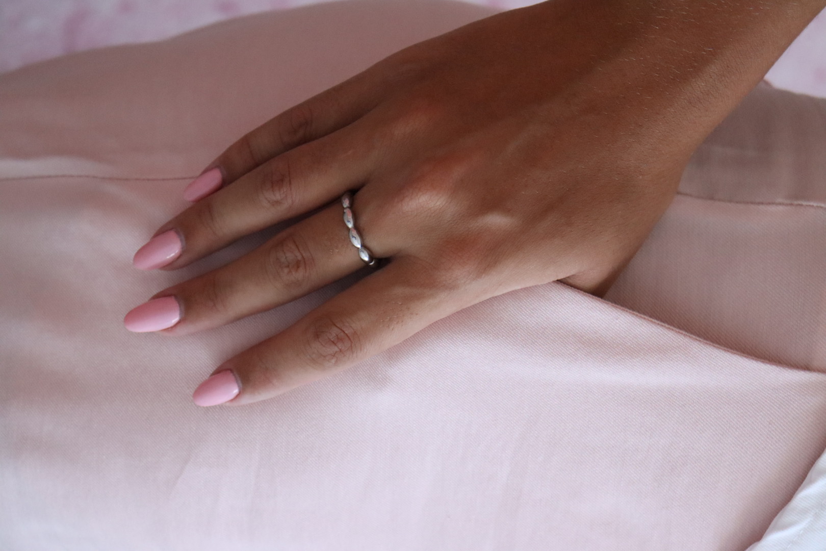 Comprar ANEL BOLINHAS OVAIS AÇO - Lolla Acessórios