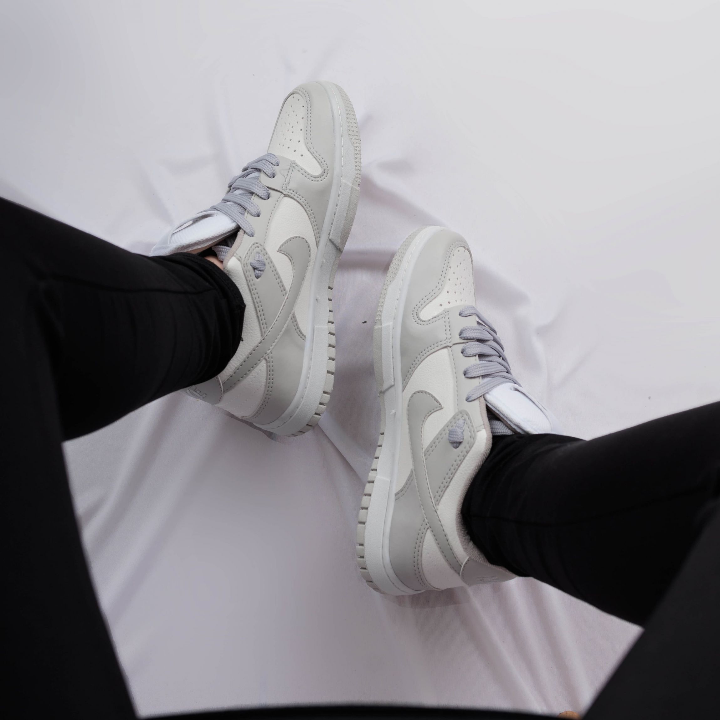 Comprar NIKE DUNK CINZA - R$120,00 - White Elephant Multimarcas | Tênis ...