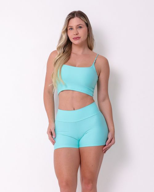 Comprar Conjunto Short Básico Curtinho Light Menta + Top Regatinha - R$124,90 - LollaFit - Varejo