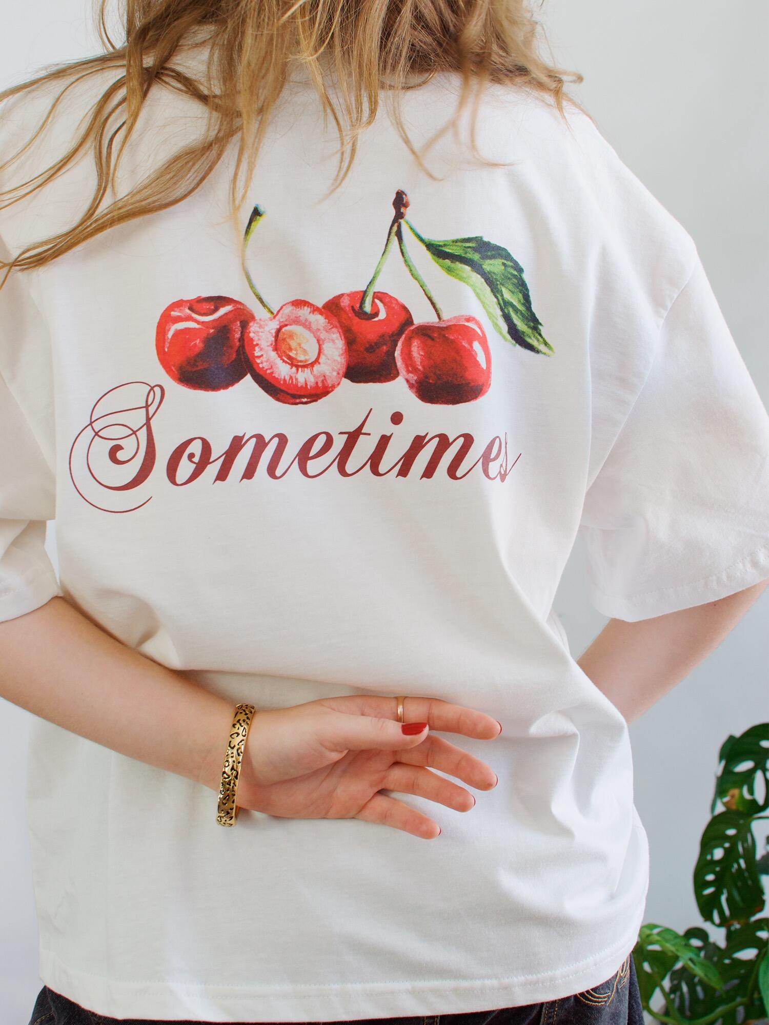 Comprar Camiseta Boxy Cherry - R$109,89