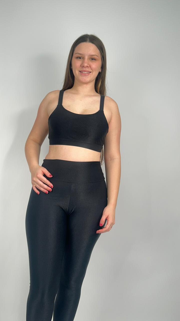 Comprar Conjunto de Legging Aveludado G Preto + Top Faixa - Mavimar ...