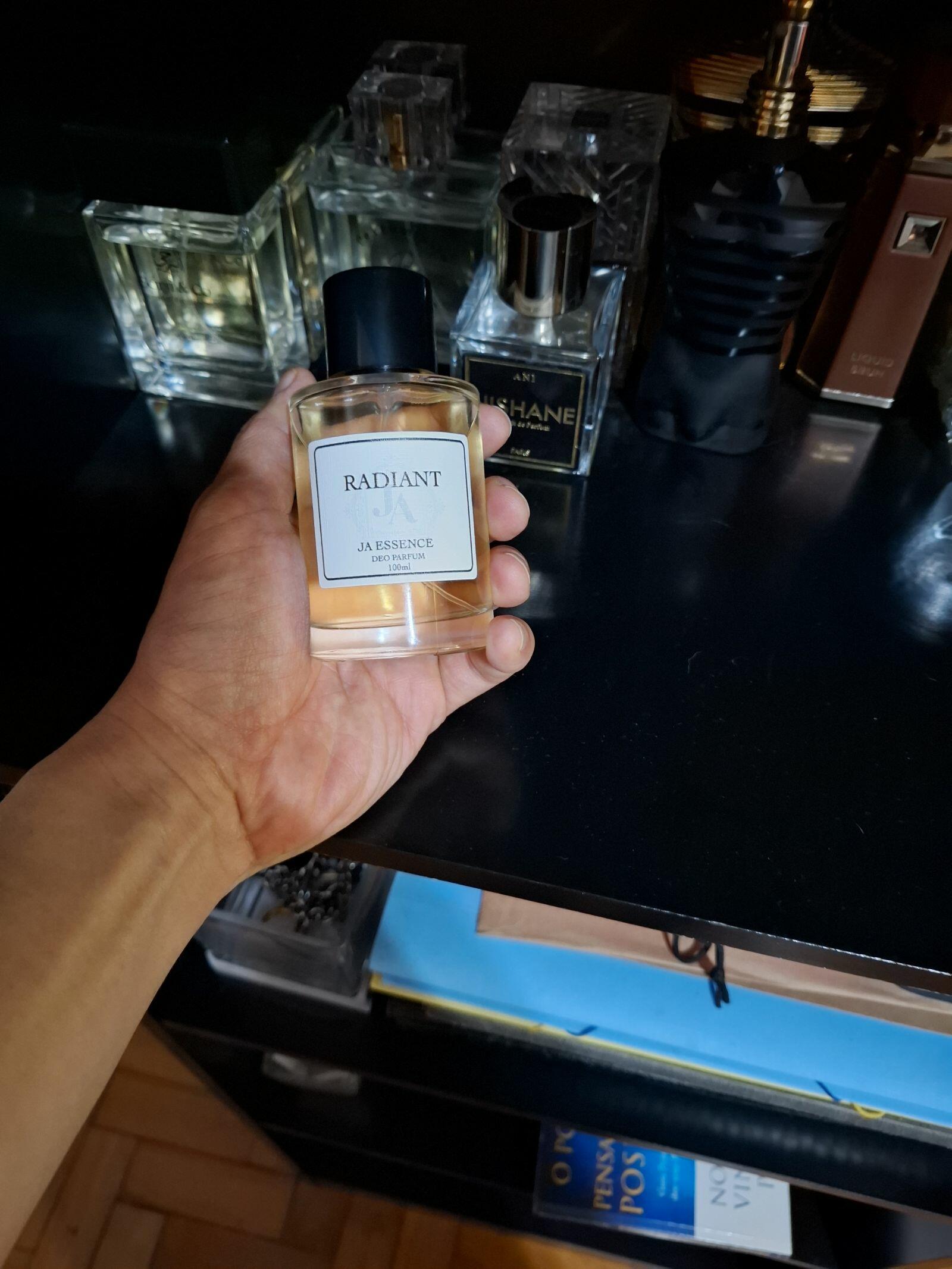RADIANT - Perfume Inspirado em Carlisle Parfums de Marl