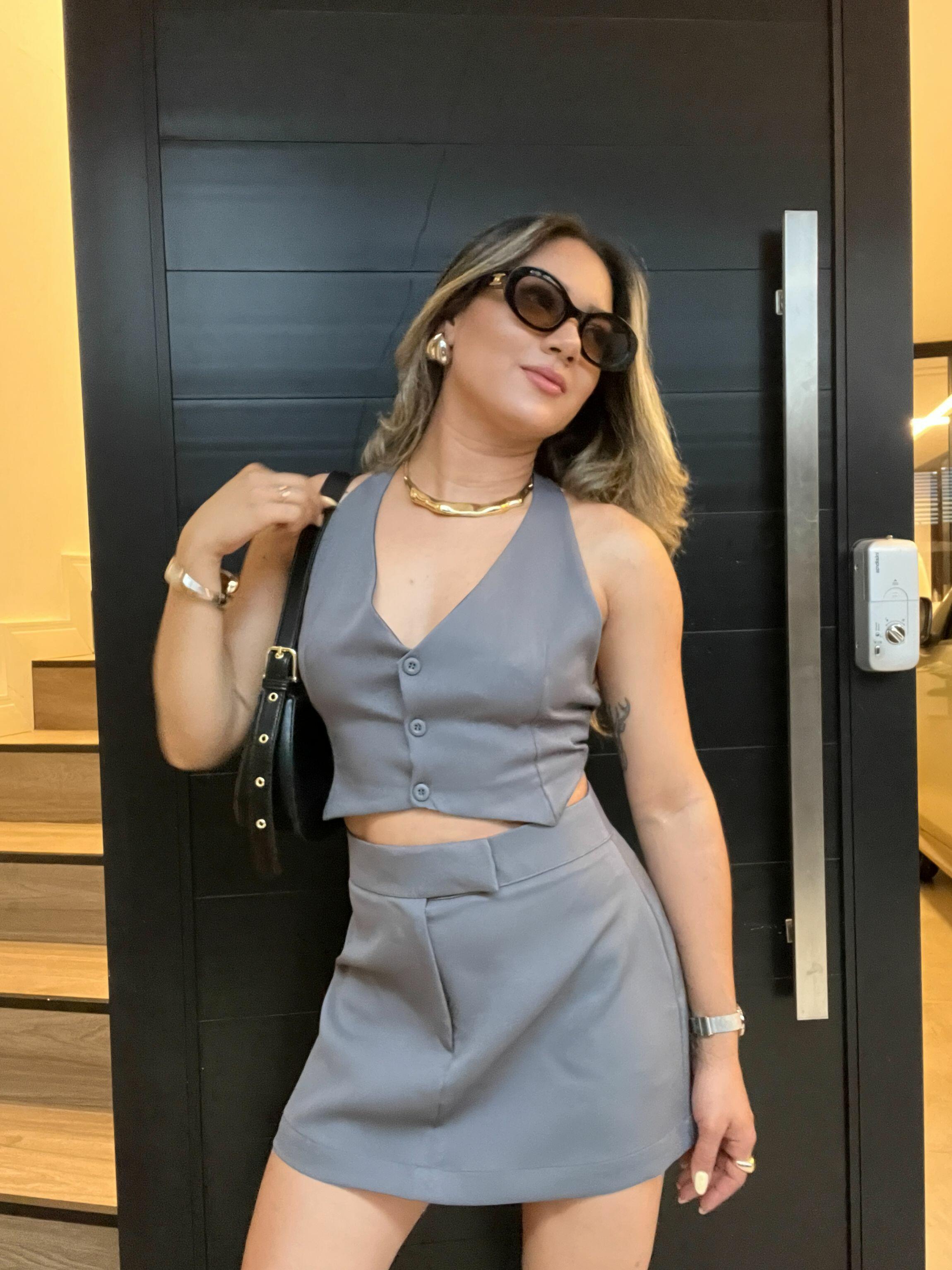 Saia Kamila - Eleg?ncia e Conforto em Alfaiataria de Alta Qualidade ...