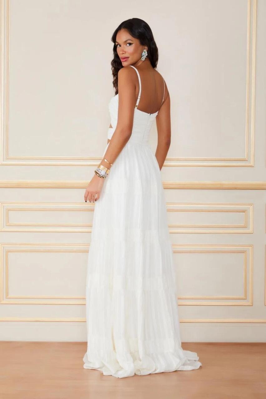 Vestido Longo Leah Fabulous - Sofisticação e Sensualidade - a partir de ...