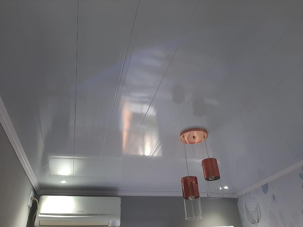 Comprar Forro PVC Brilho Branco M² 7MM L20cm - R$67,90