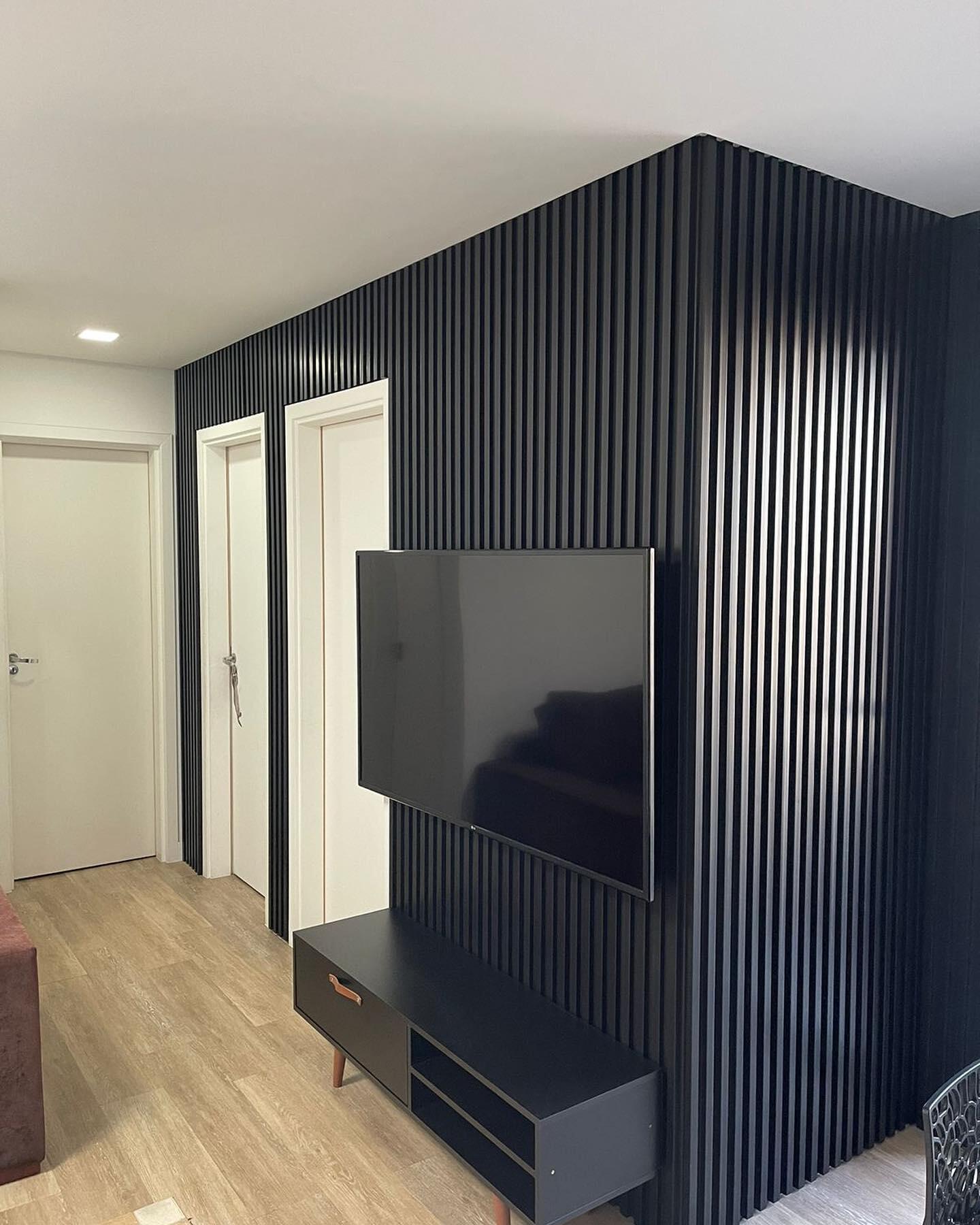 Comprar Painel Ripado em PVC Slim Interno Preto 2,5mx20cm - R$169,90 ...