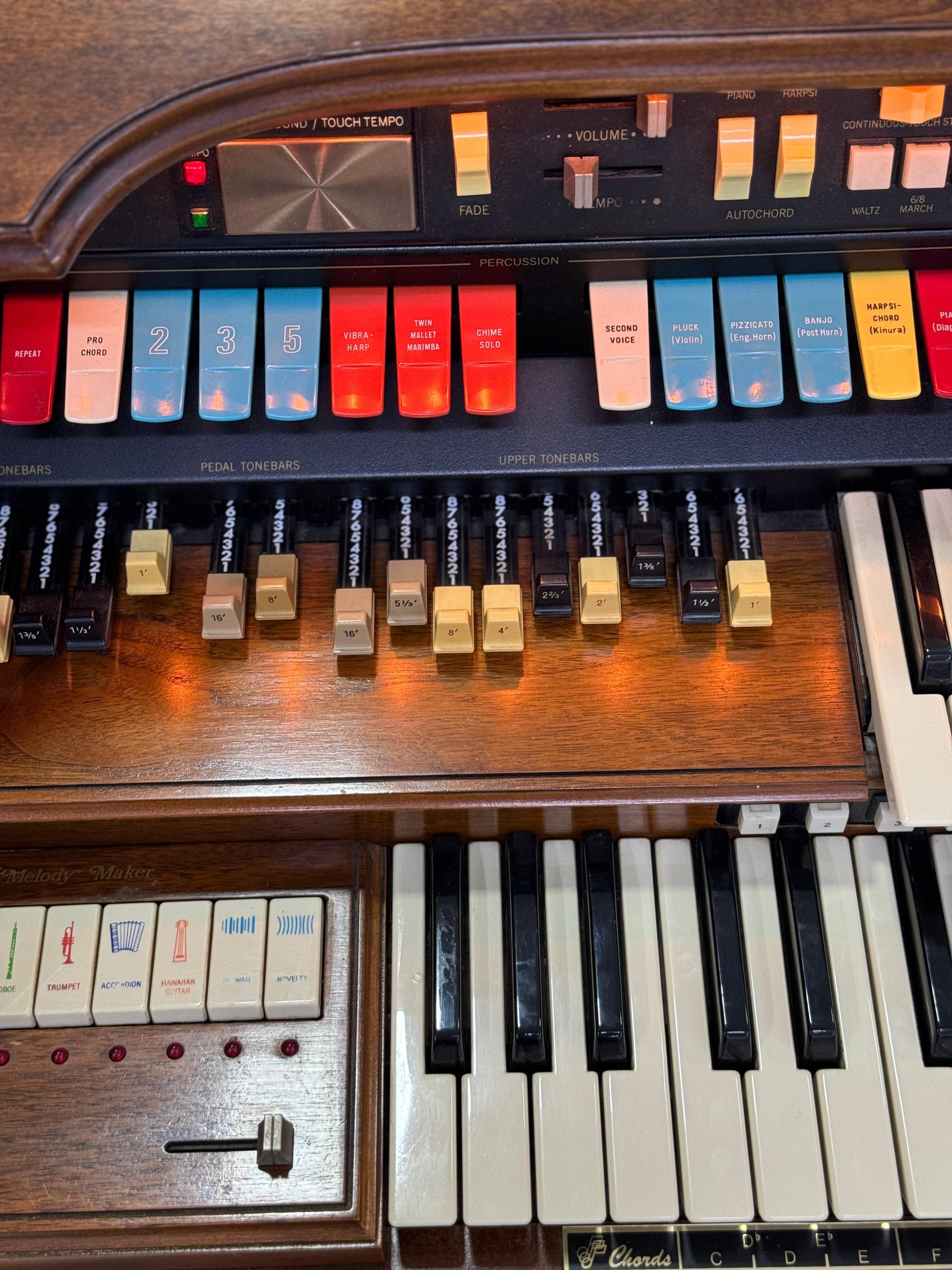 Comprar Órgão Eletrônico Hammond Aurora Classic - a partir de R$17.820 ...