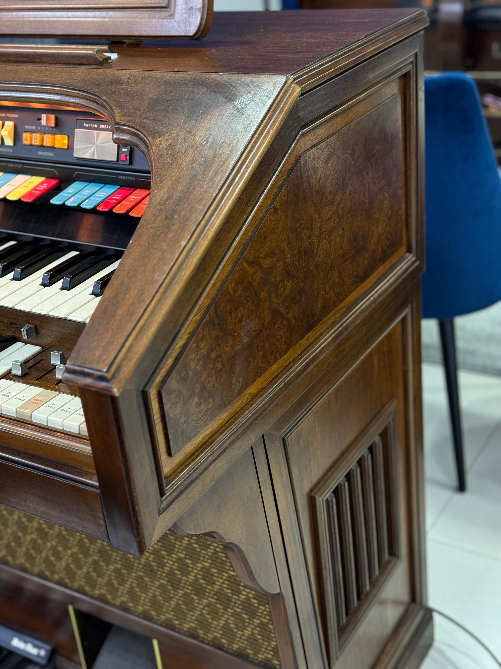 Comprar Órgão Eletrônico Hammond Aurora Classic - a partir de R$17.820 ...