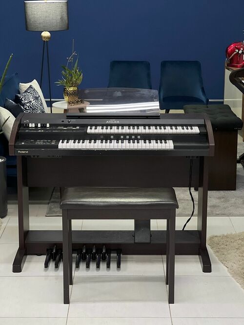 Comprar Roland AT-75 - Fermatta Instrumentos Musicais