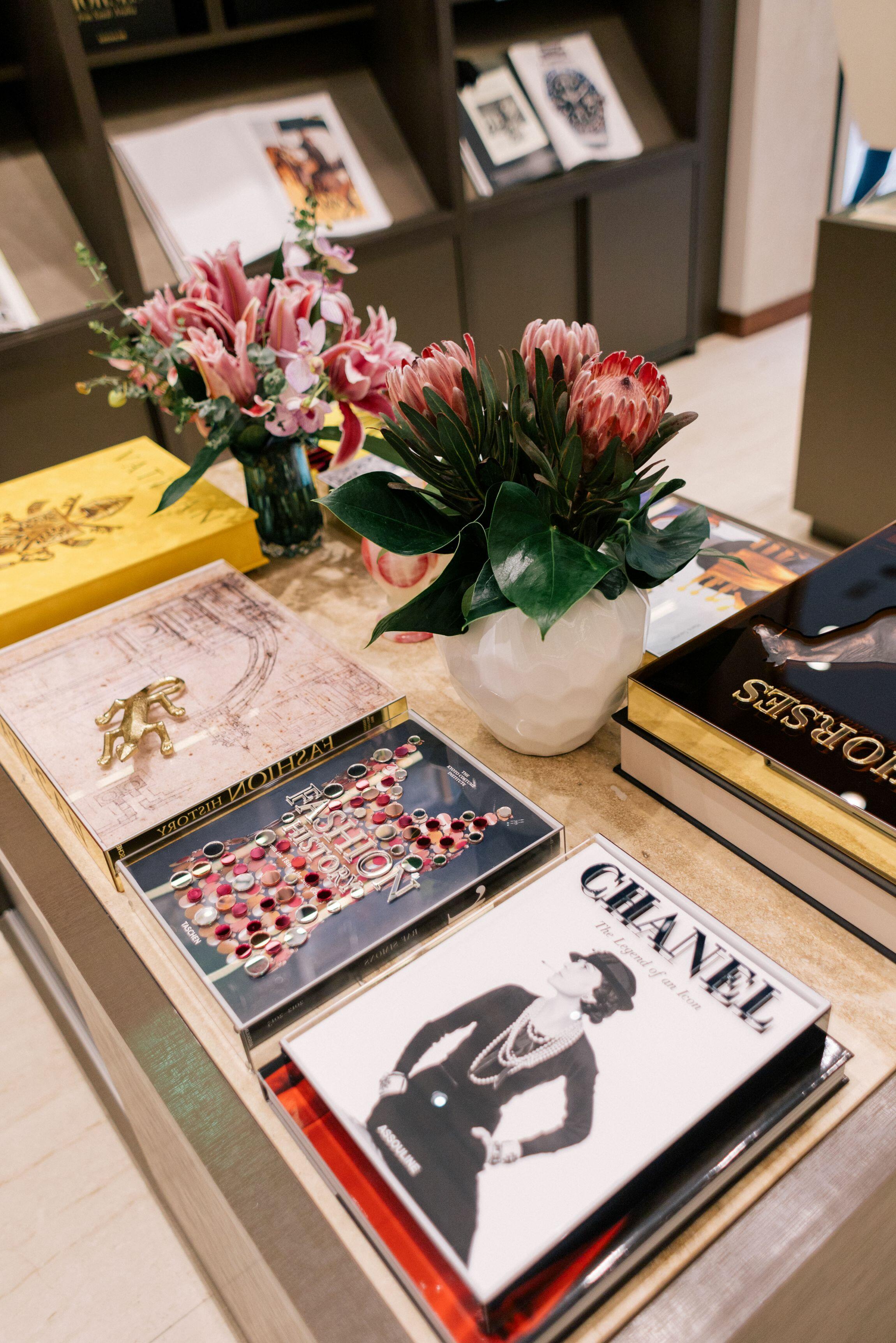 Coffee Table Books - R$1.899,00