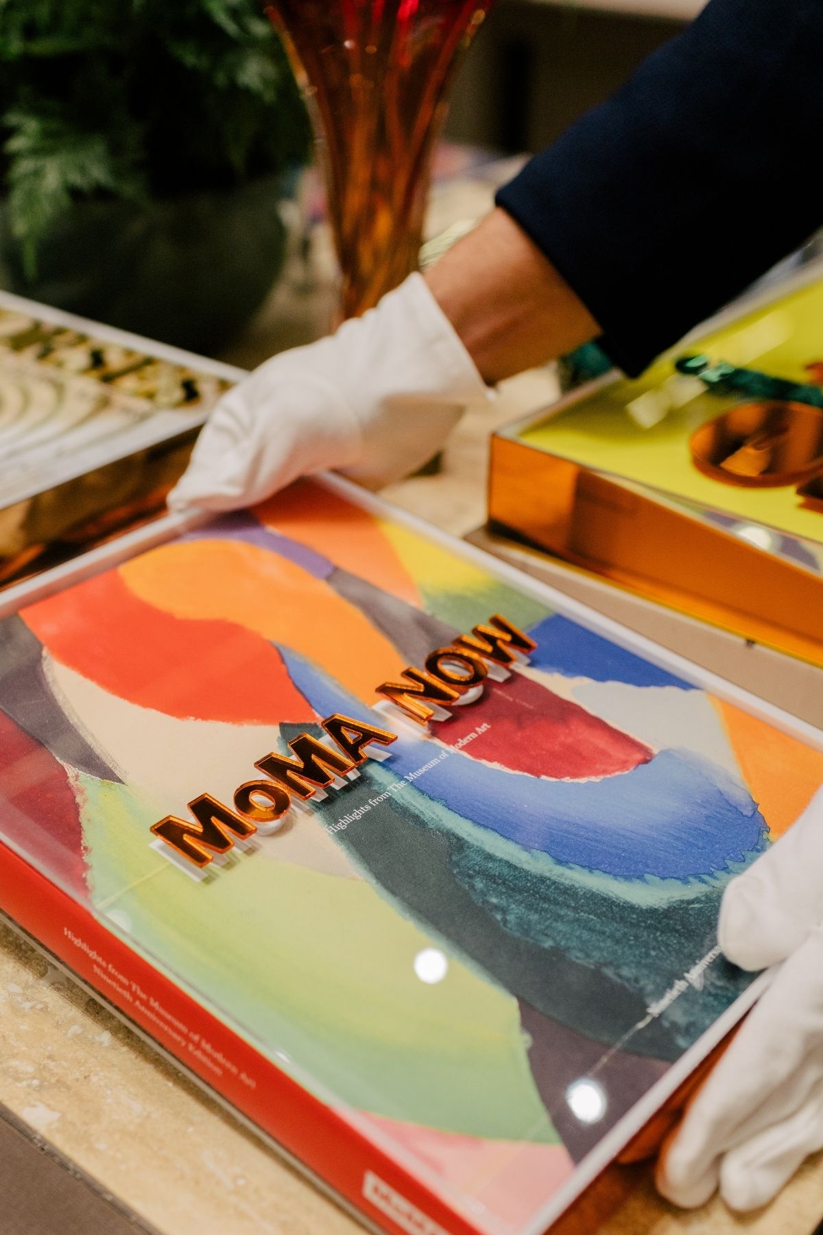 Comprar MoMA Now: 375 Works from The Museum of Modern Art, New York ...