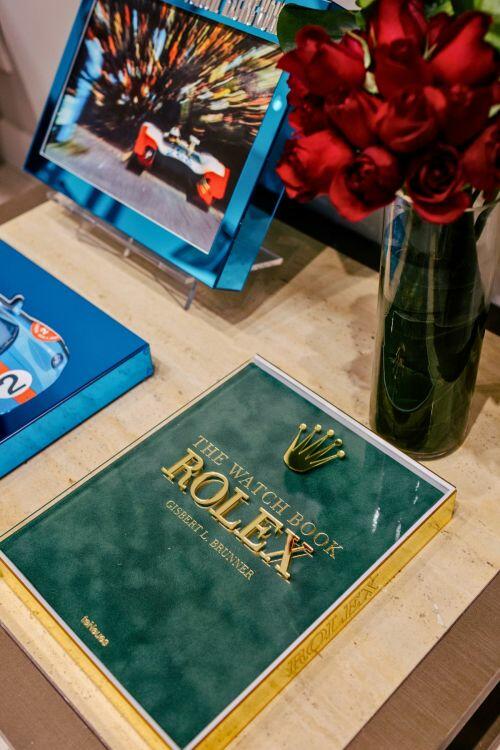 Comprar Rolex: The Watch Book - de R$1.899,00 a R$1.998,00 - La Touche ...