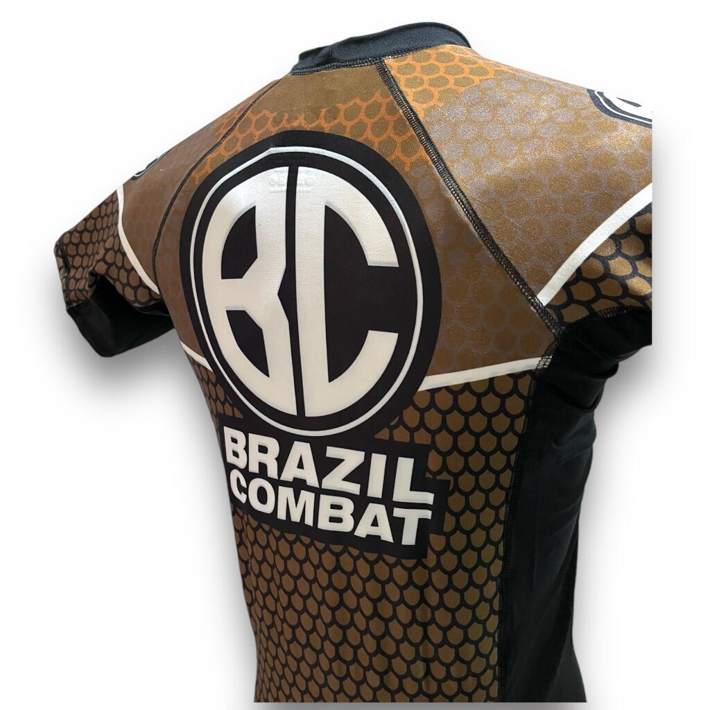 Comprar Rash Guard Fish Manga Curta Marrom - Brazil Combat