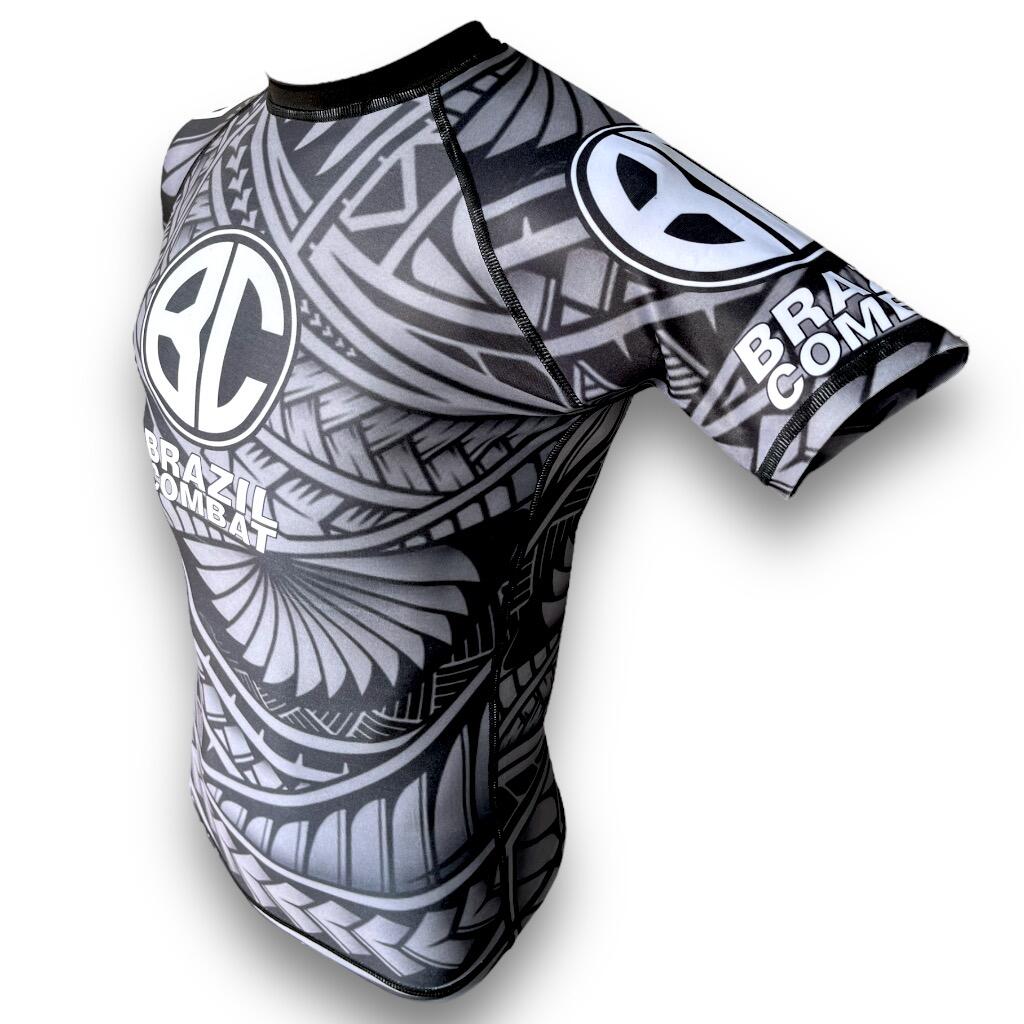 Comprar Rash Guard Maori Manga Curta - Brazil Combat