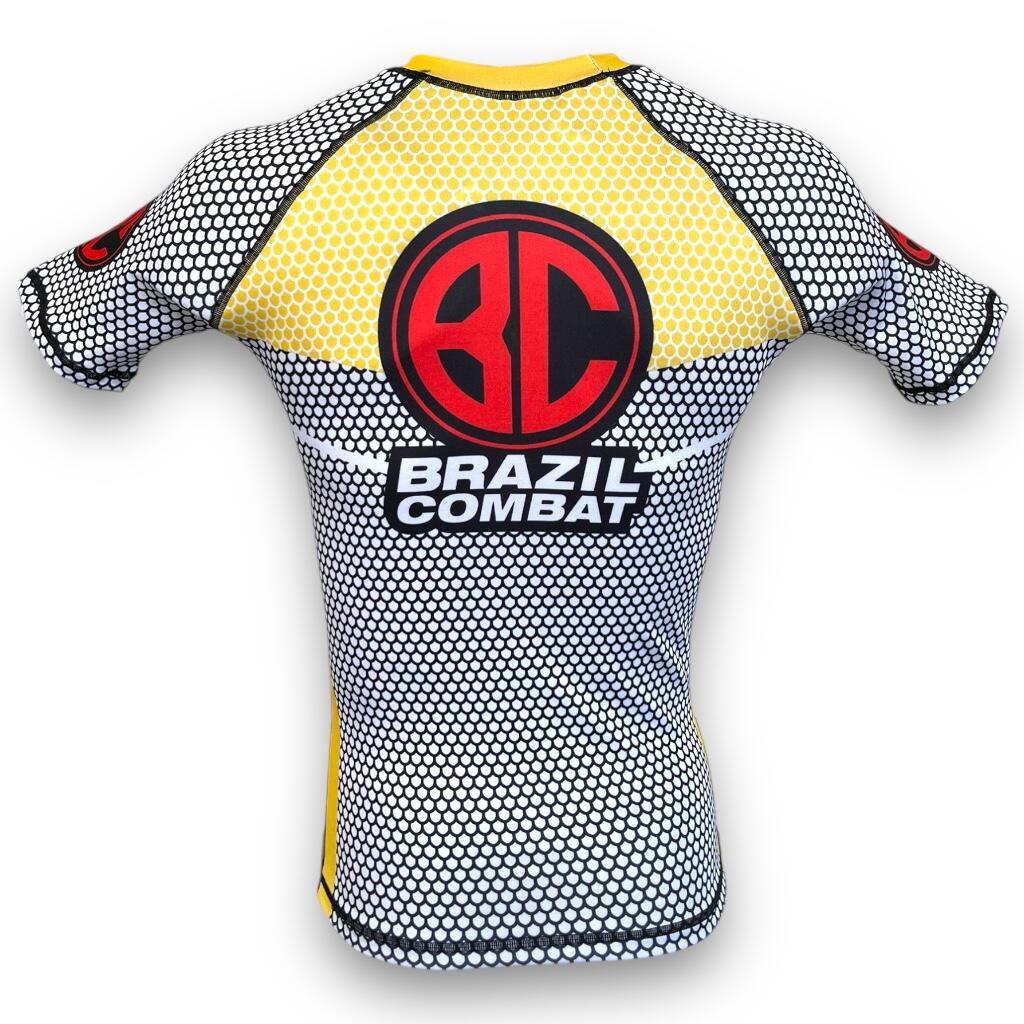 Comprar Rash Guard Fish Manga Curta Amarela - R$149,90 - Brazil Combat
