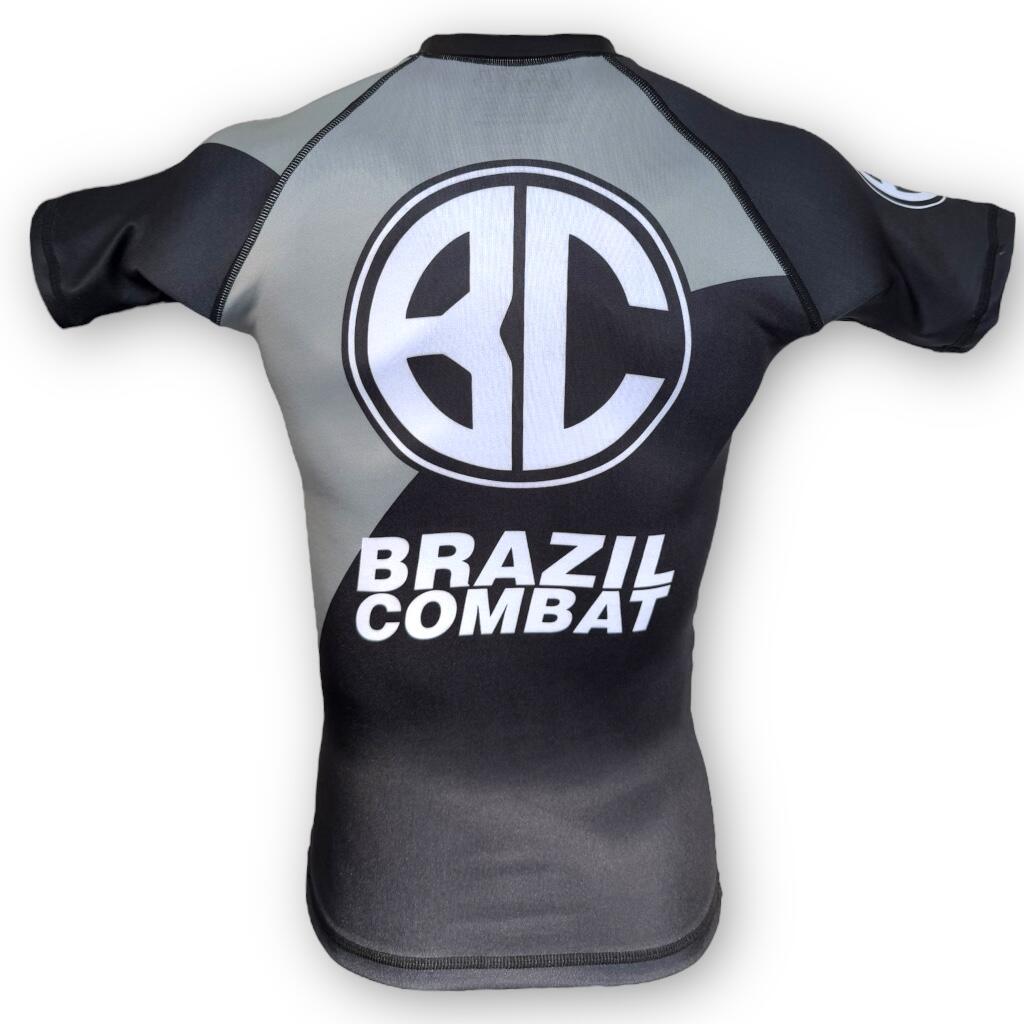 Comprar Rash Guard New Age Manga Curta Preta e Cinza - Brazil Combat