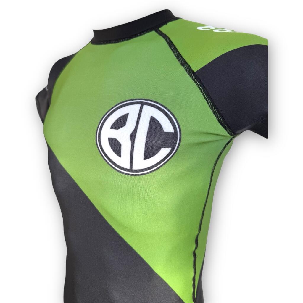 Comprar Rash Guard New Age Manga Curta Preta e Verde - Brazil Combat