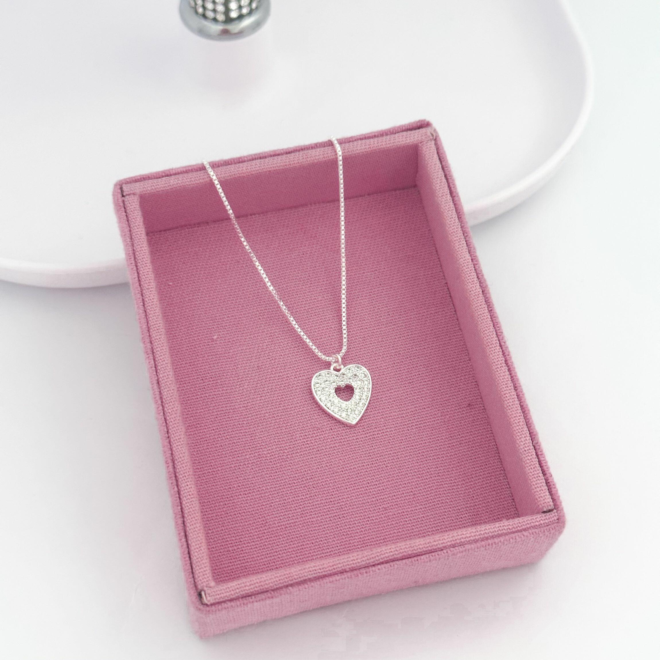 Comprar COLAR I LOVE C-22 - a partir de R$16,39