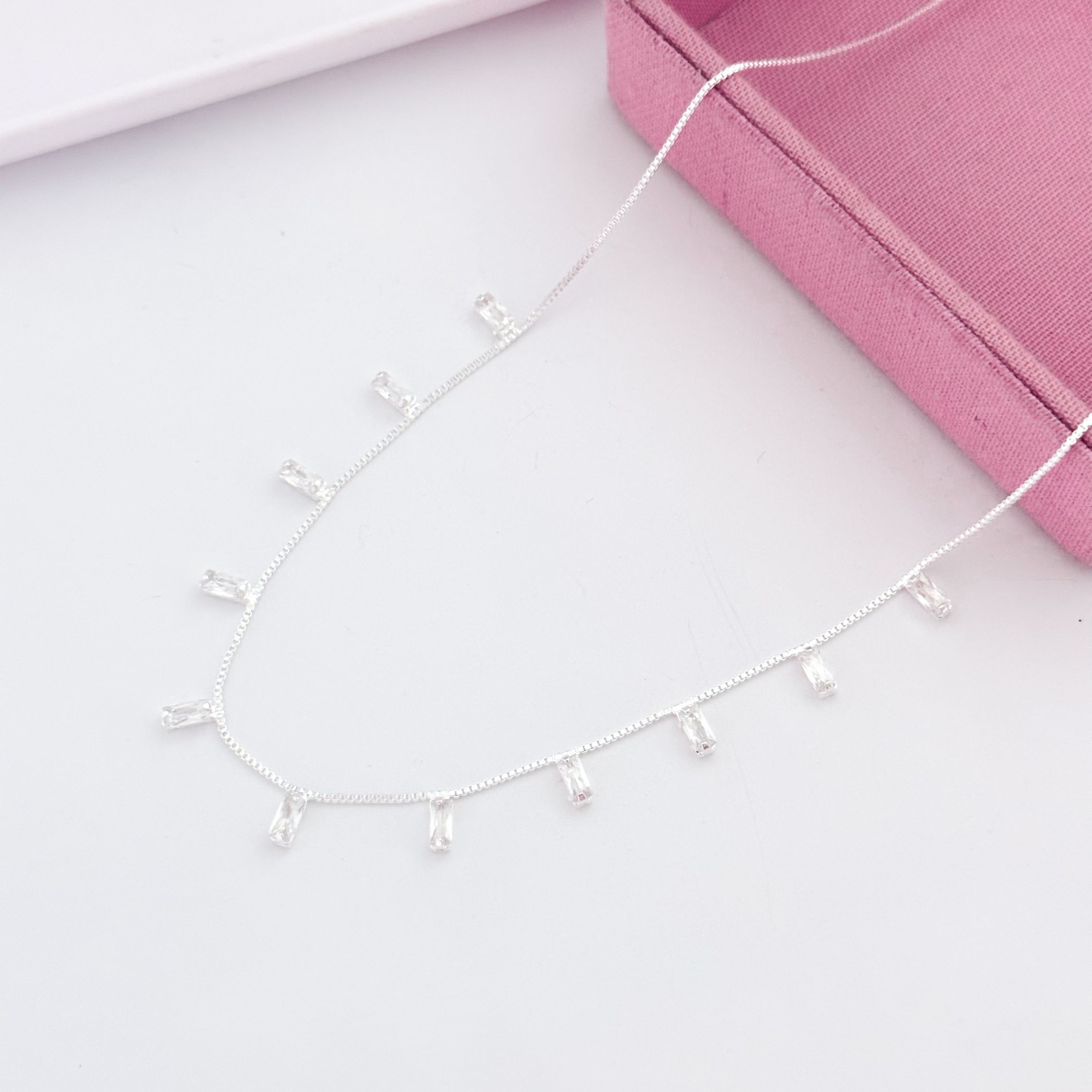 Comprar COLAR PONTOS DE RIVIERA RETANGULAR PRATA - Shine Acessórios