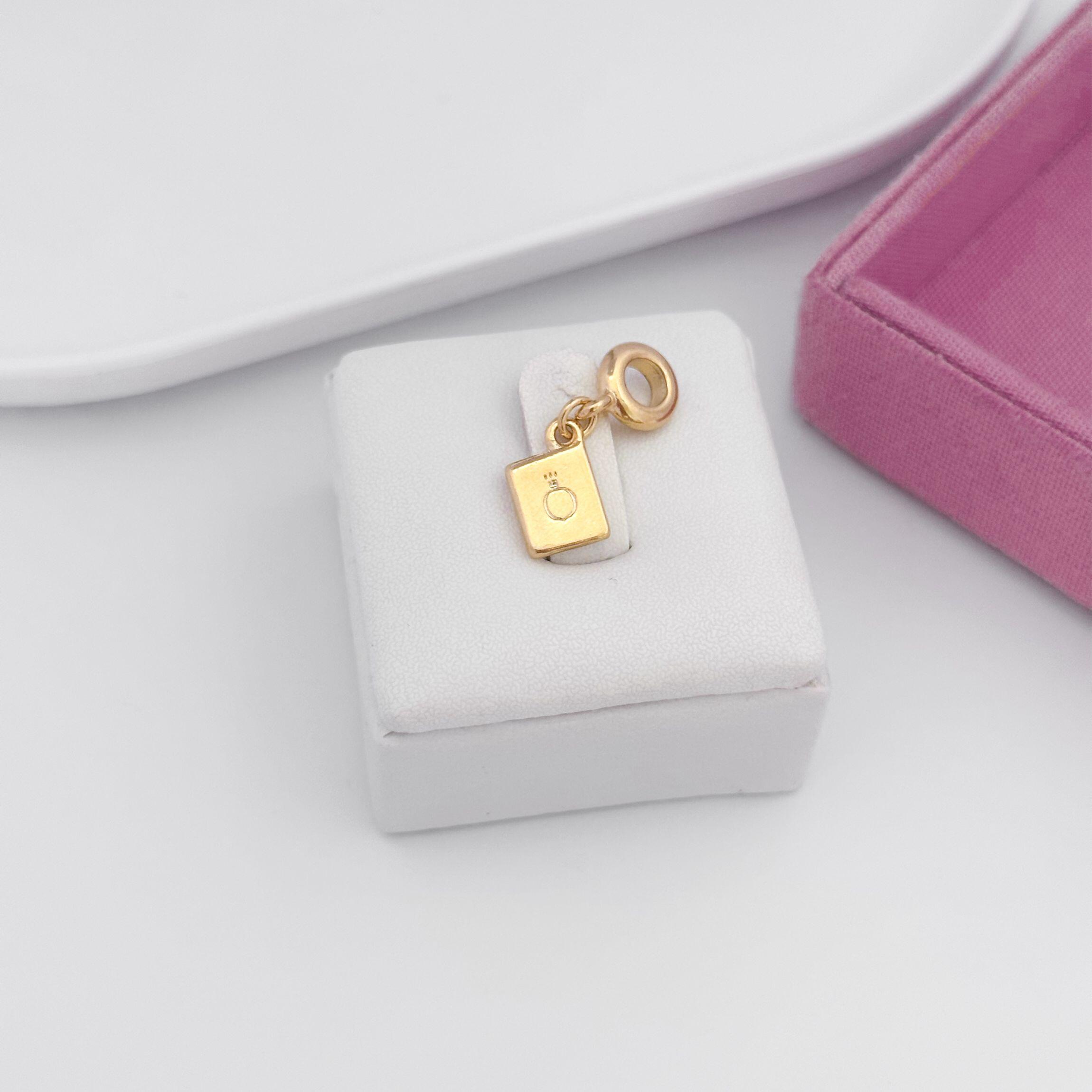 Comprar BERLOQUE PASSAPORTE PAND OURO