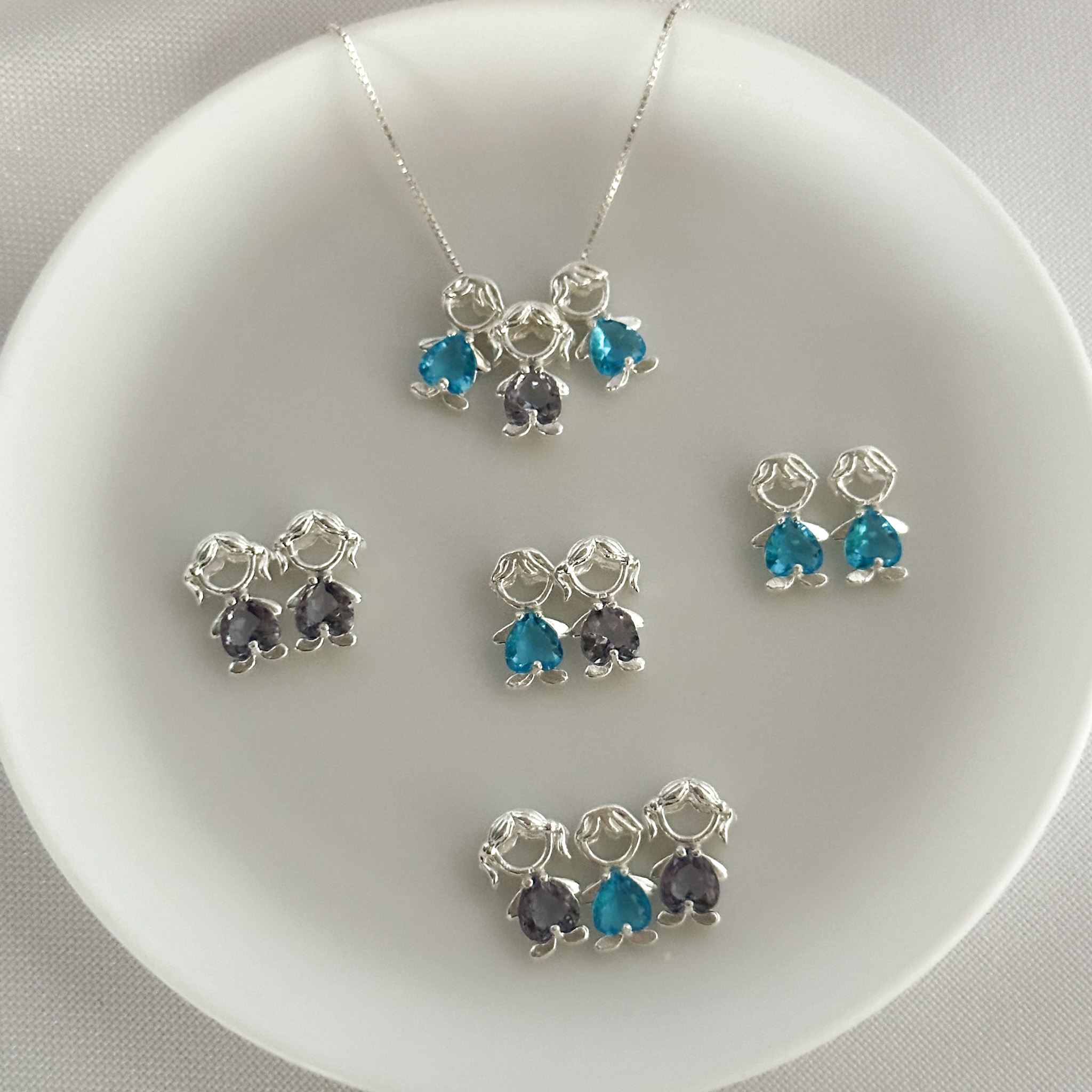 Comprar Colar Filhos Nova Versão - Leal Pratas | Delicadeza em forma de ...