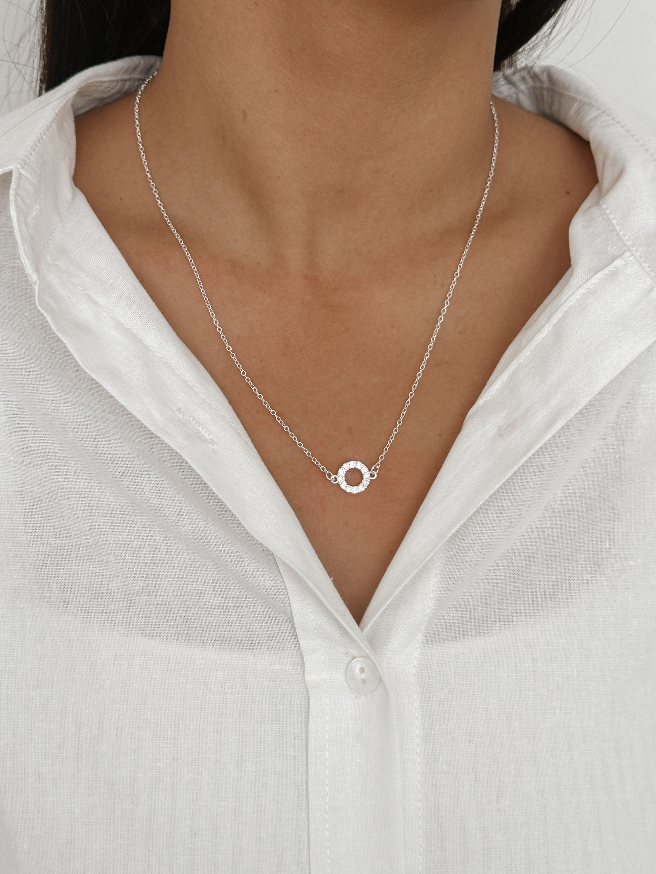 Comprar Colar círculo cravejado cadeadinhos - a partir de R$17,10 ...