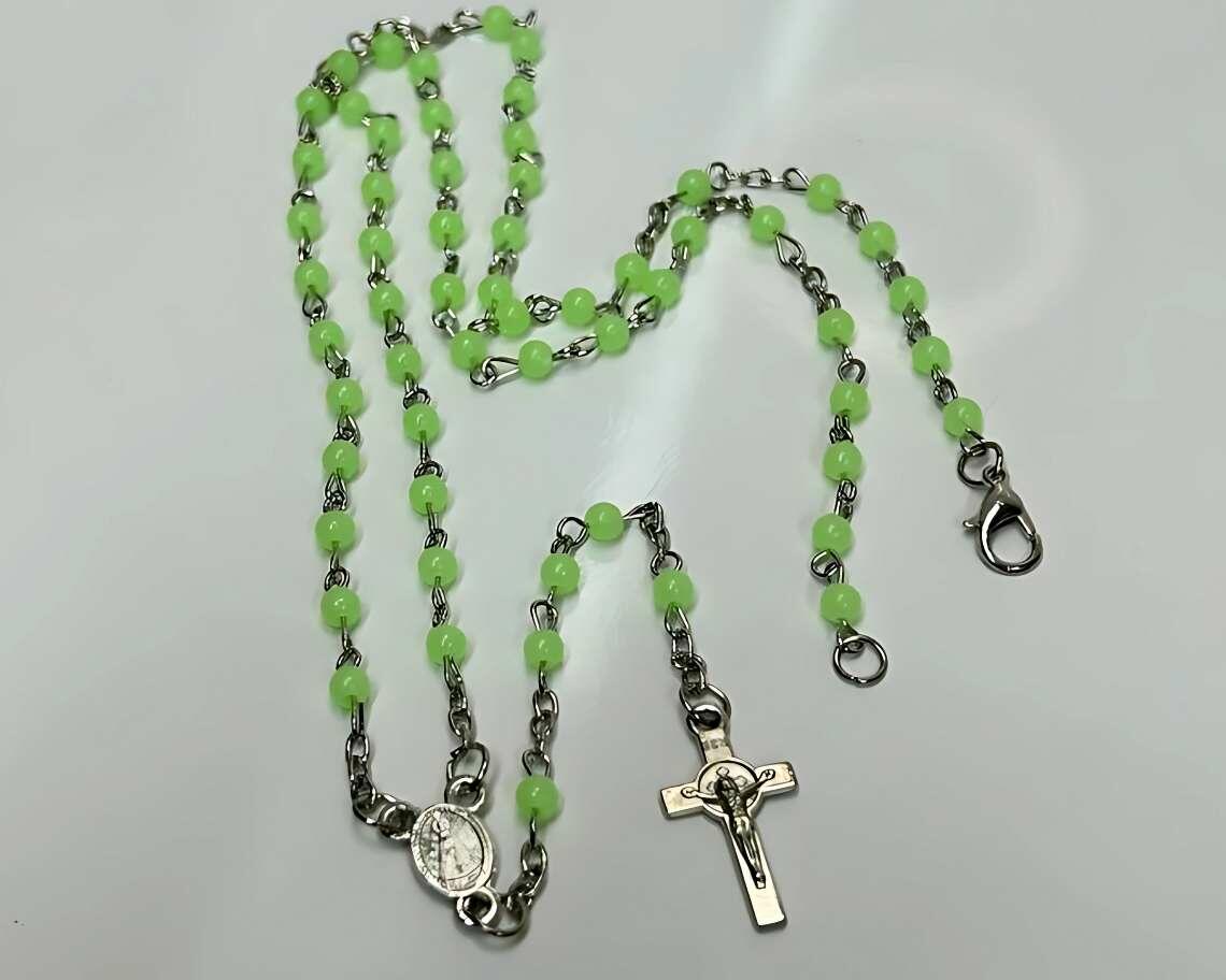 Terço Nossa Sra. Aparecida Verde Fluorescente Portátil