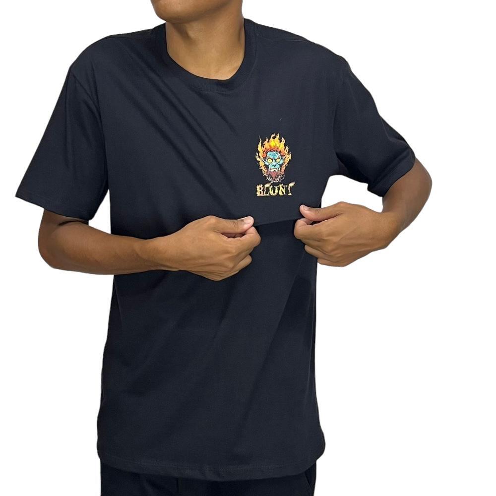 Camiseta Blunt: Elegância Streetwear com um Toque de Atitude