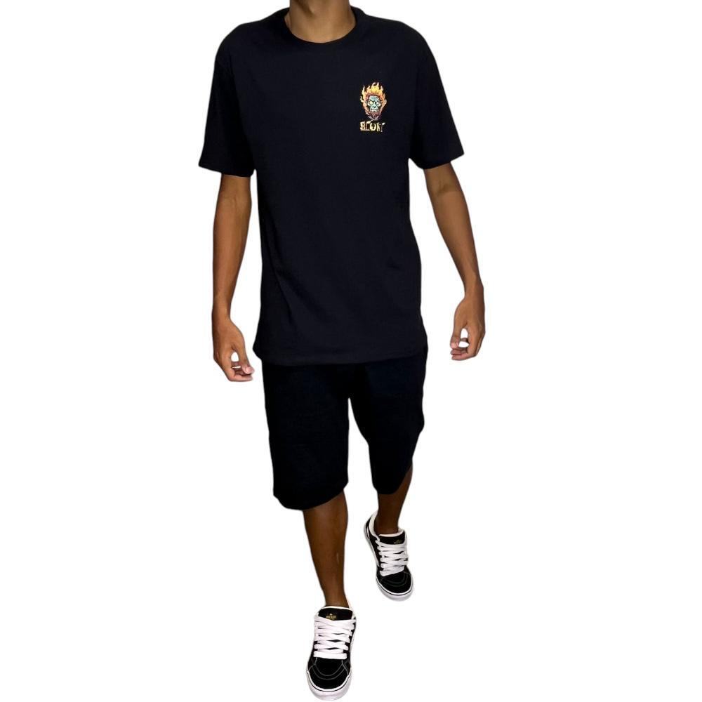 Camiseta Blunt: Elegância Streetwear com um Toque de Atitude