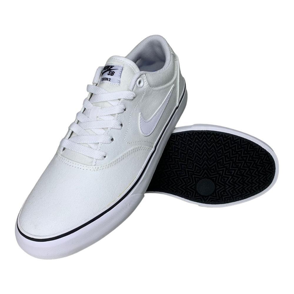 Tênis Nike SB Chron 2: Estilo e Conforto para Skatistas Modernos