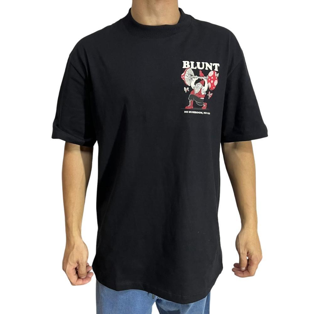 Camiseta Blunt: Elegância Streetwear com um Toque de Atitude