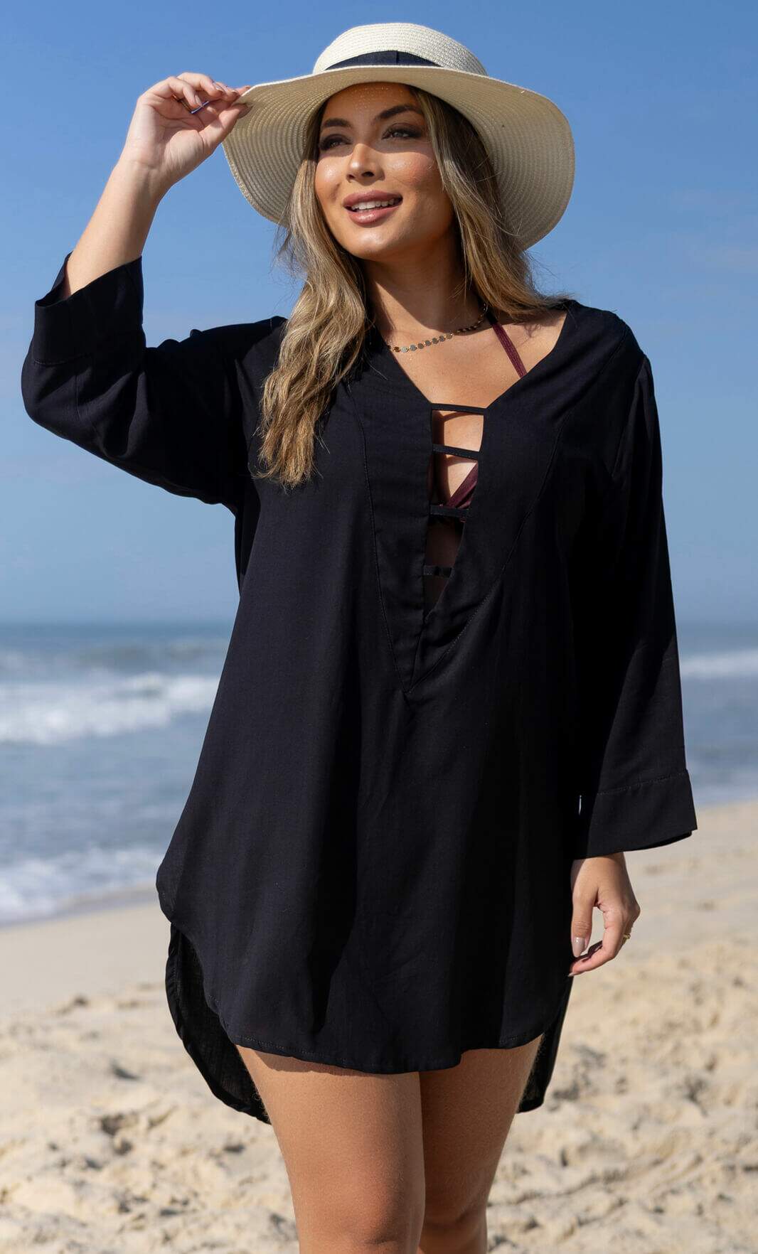 Saída de Praia Sofisticada Preta - a partir de R$95,40