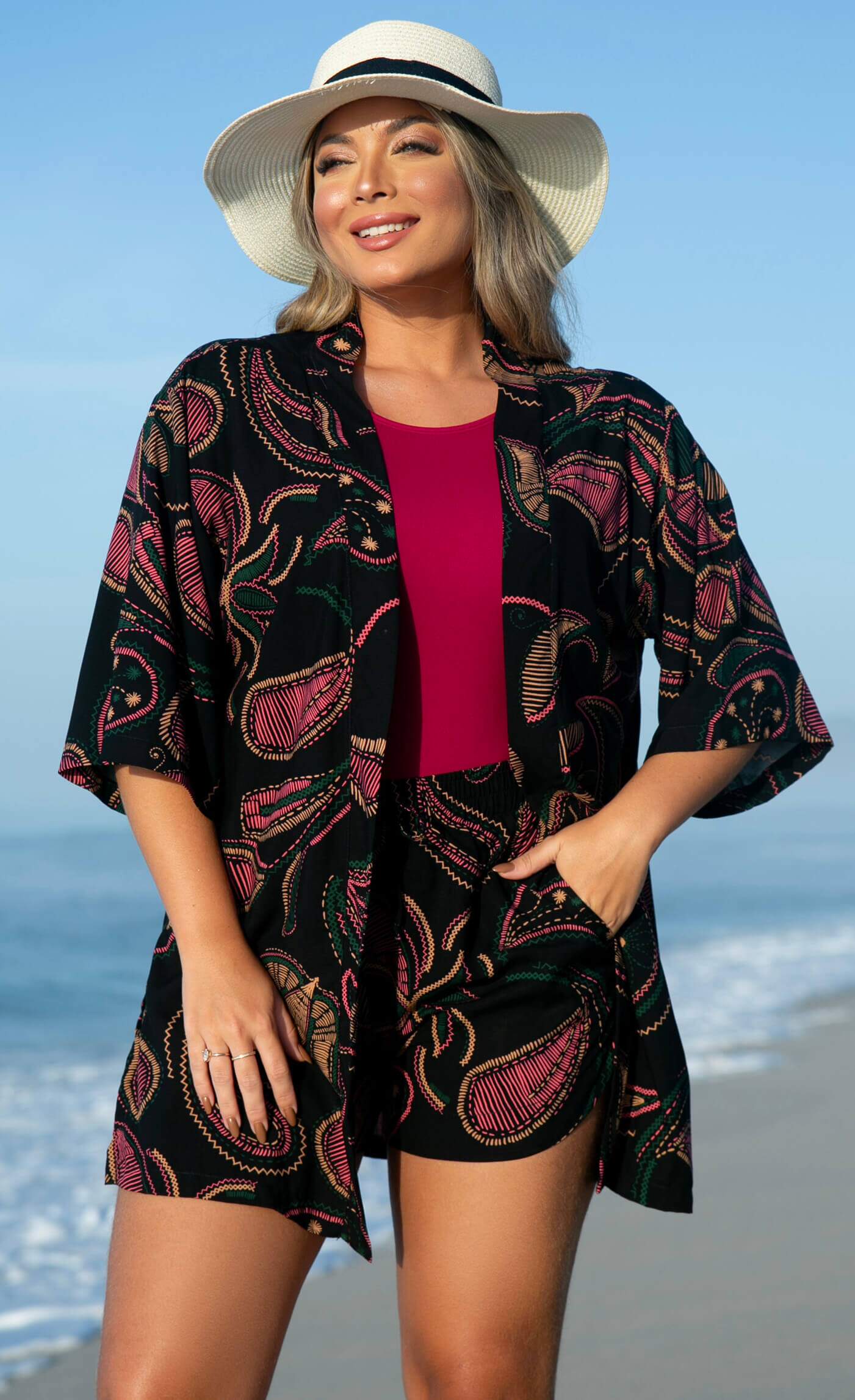 Kimono Saída de Praia Mandala Preto - a partir de R$79,90