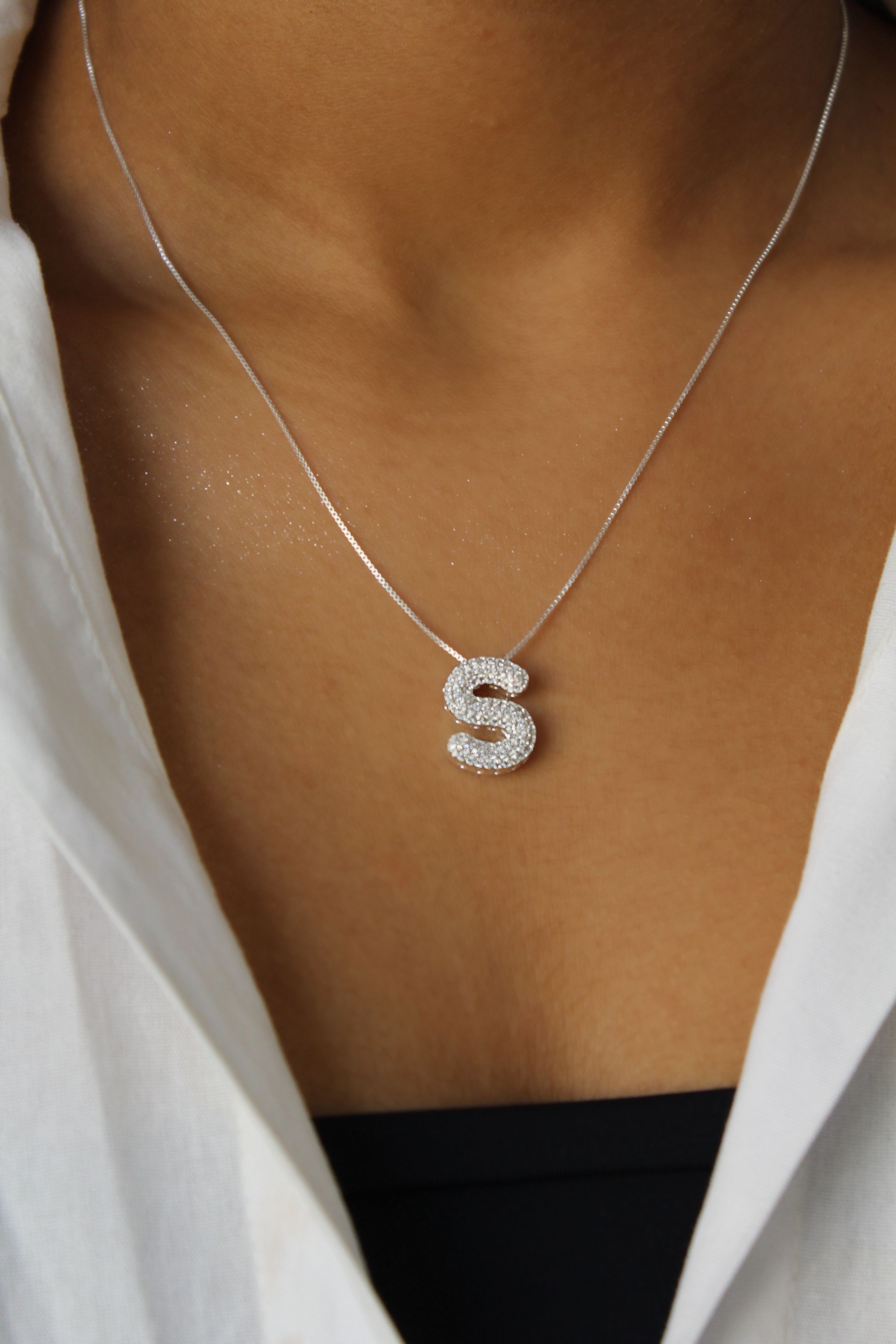 Comprar COLAR INICIAL CRAVEJADO PAVÊ - Madagi Pratas | Joias em Prata ...