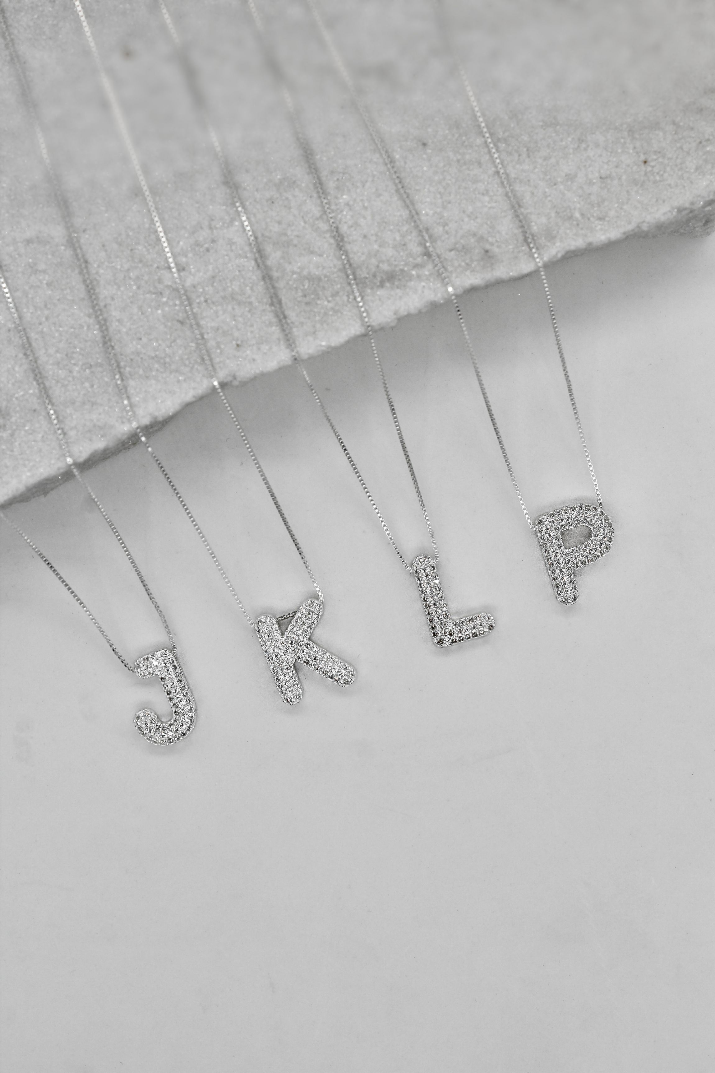 Comprar COLAR INICIAL CRAVEJADO PAVÊ - Madagi Pratas | Joias em Prata ...