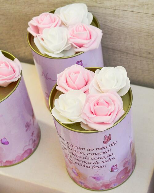 Comprar Lata grande com flores na tampa - R$21,49