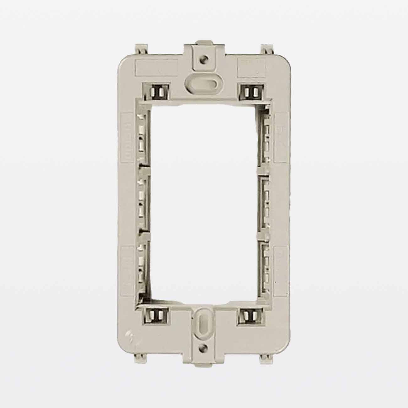 Interruptor Paralelo Bticino Thesi UP 10A 250V 4x2" Branco - a partir ...