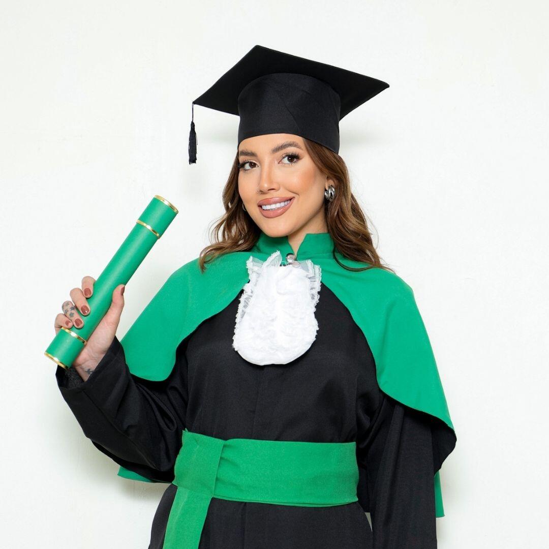 Comprar Capelo e Canudo de Formatura e Colação de Grau Kit 45 - a ...