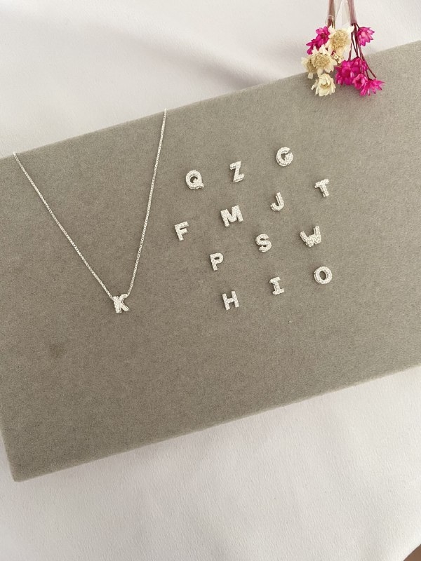 Comprar Colar Inicial Cravejado - Hamu Pratas - Jóias incríveis em ...