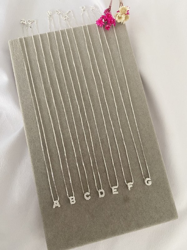 Comprar Colar Inicial Cravejado - Hamu Pratas - Jóias incríveis em ...