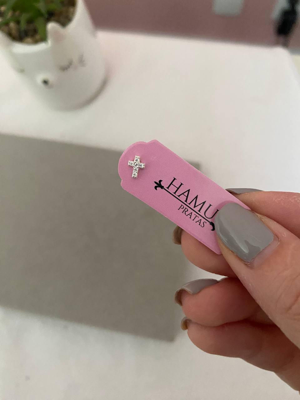 Comprar Piercing Hélix/Trágus Cruz Cravejada - Hamu Pratas - Jóias ...