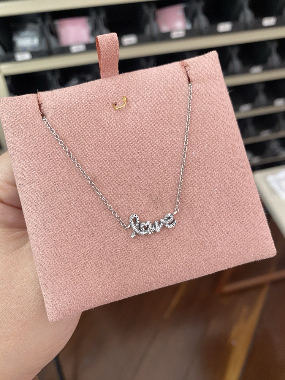 Comprar Colar Pan Love Cravejado - a partir de R$151,90 - Hamu Pratas ...