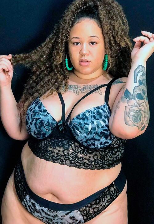 Calcinha Fio Duplo Akemi Plus Size - Divas Plus - a partir de R$28,80