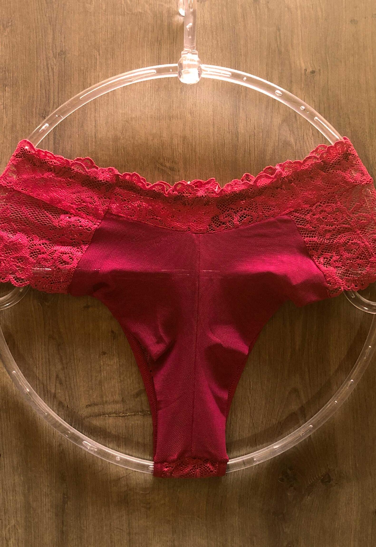 Calcinha Fio Duplo Fascinação Vermelha Plus Size - Divas Plus
